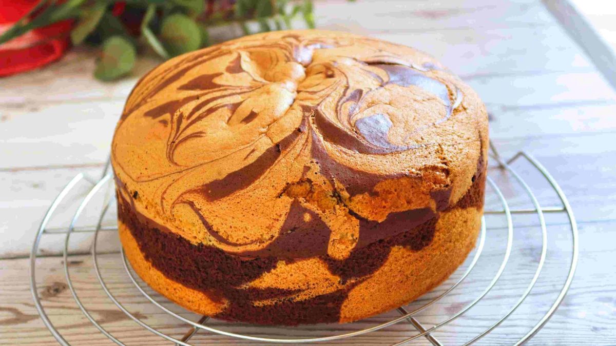Cómo hacer el Bizcocho de mármol esponjoso y húmedo, la receta de repostería fácil y con 7 ...