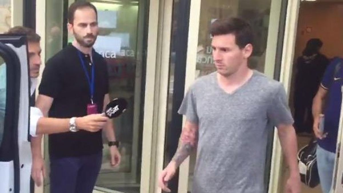 Así salió Messi de la clínica