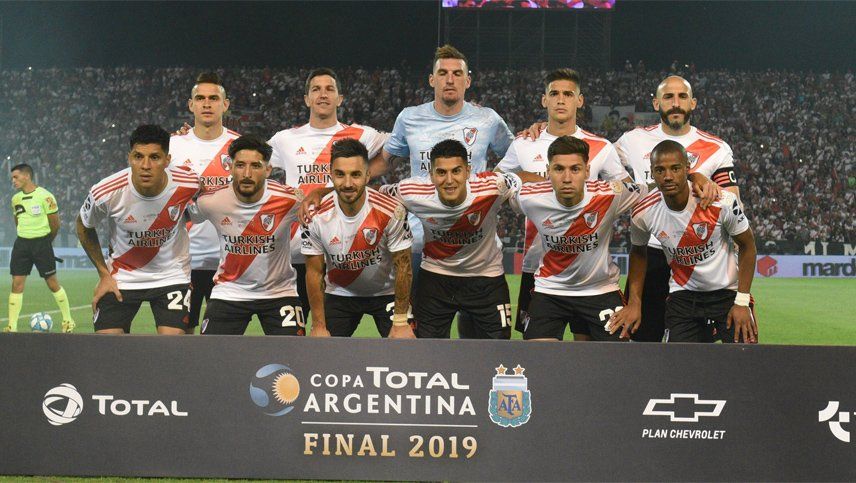 Los dos equipos de la Superliga que celebran el campeonato de River