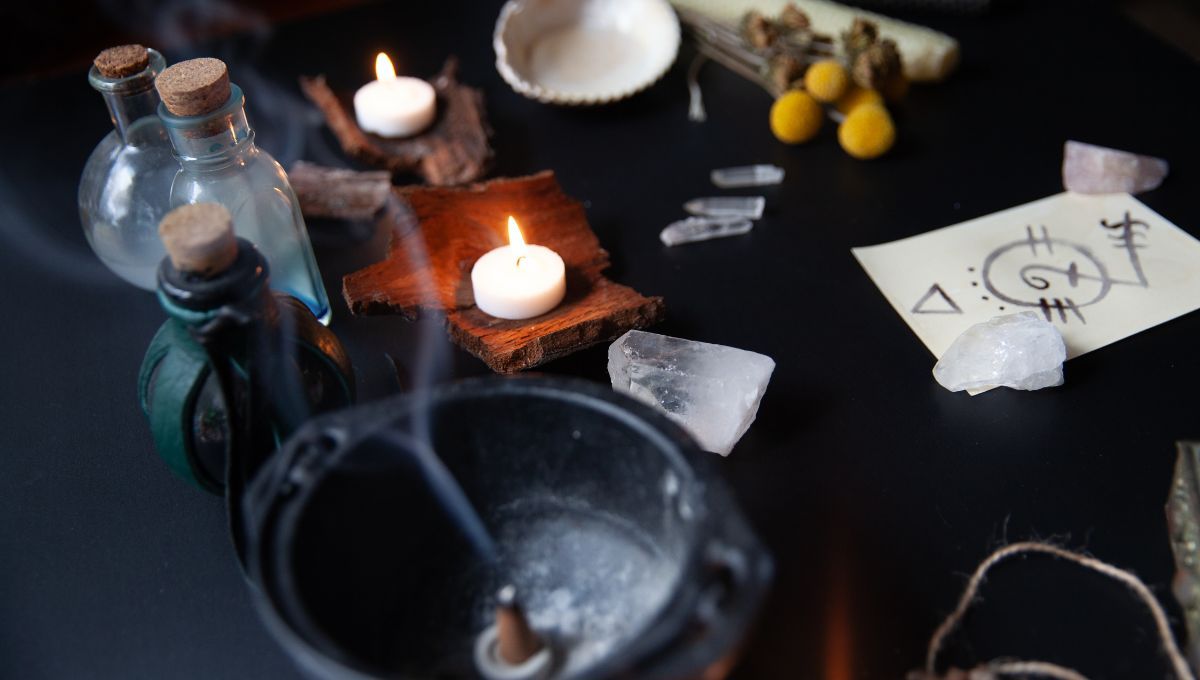 ¿Qué tipo de bruja eres, según tu signo del zodiaco?