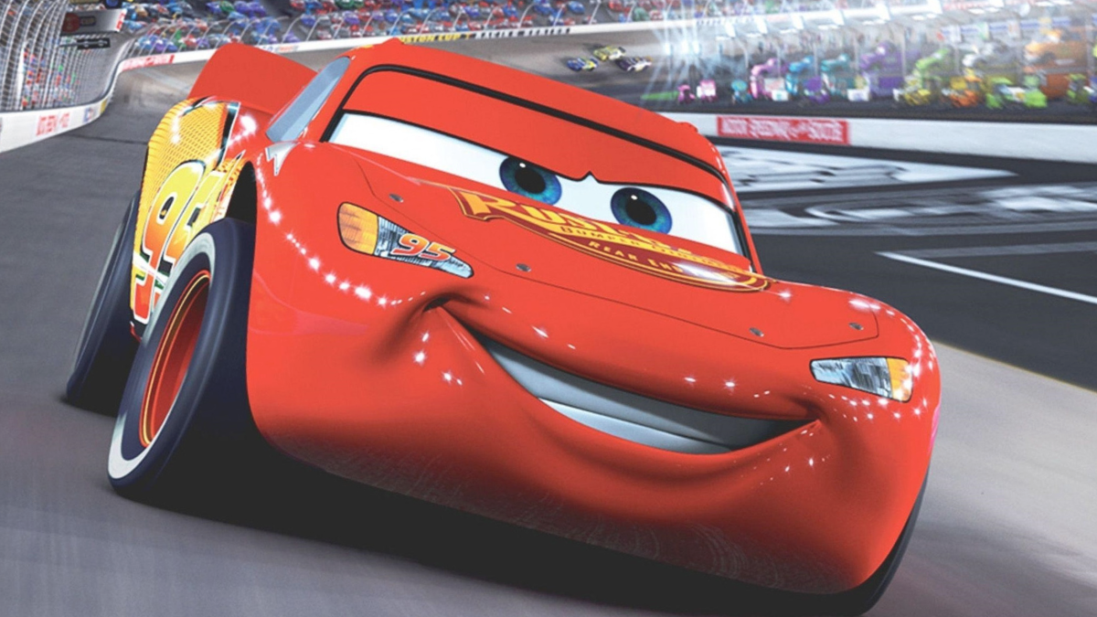 Qué modelo de auto es el Rayo McQueen de la película Cars de Disney Pixar