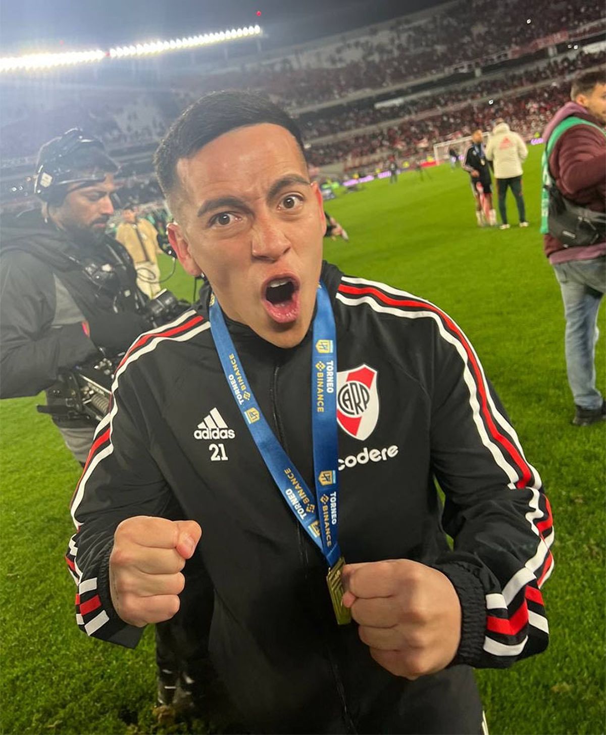 Esequiel Barco, picante: chicaneó a Benedetto y a Boca en los festejos ...