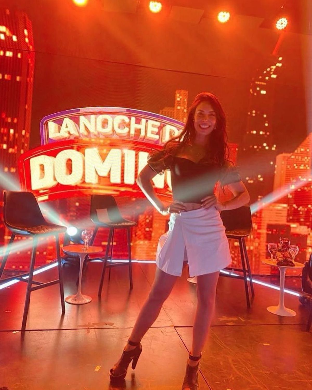 ¡Volvió recargada! Explosión por las fotos de Sabrina Ravelli en micro ...