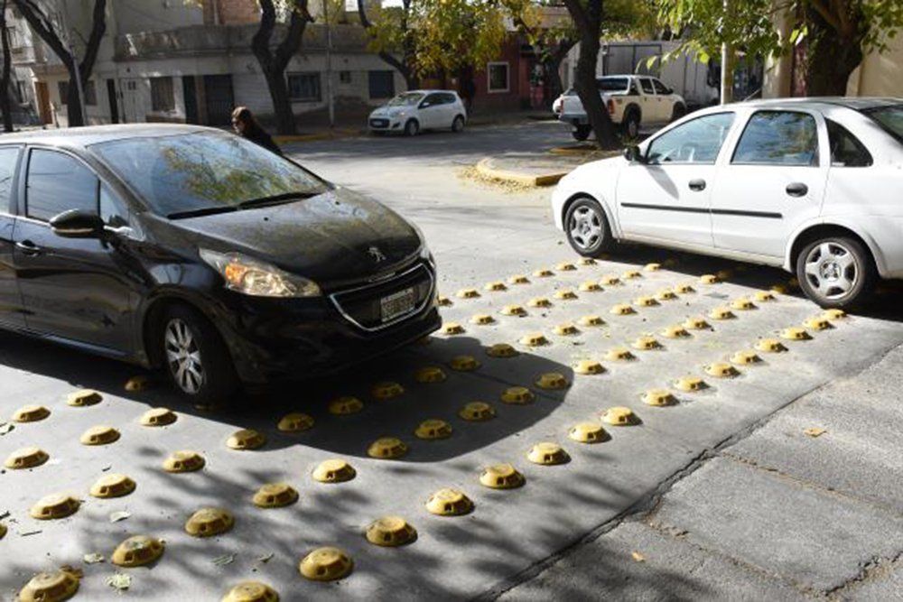 Quieren prohibir las tachas, pero las comunas se oponen