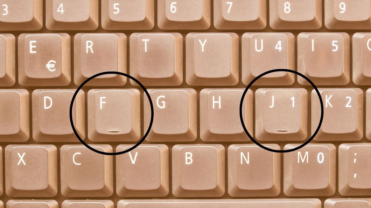 ¿Para qué sirven las rayitas en las teclas F y J del teclado de ...