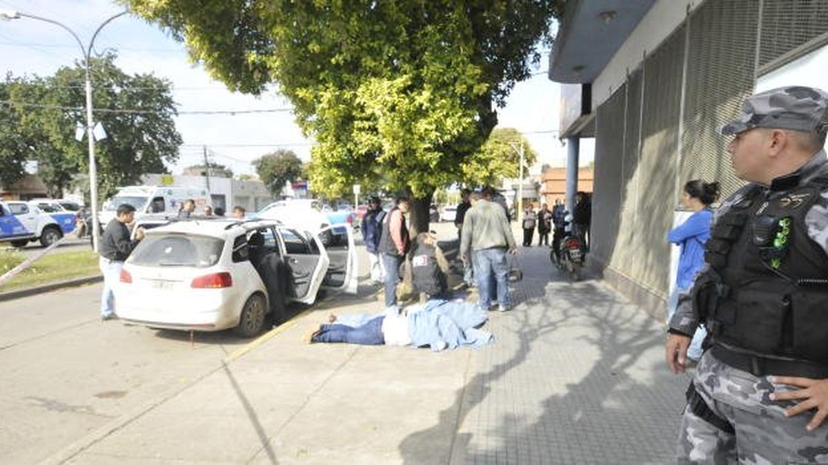Dos Hombres Fueron Detenidos Por Extorsionar A Un Comerciante Chino En