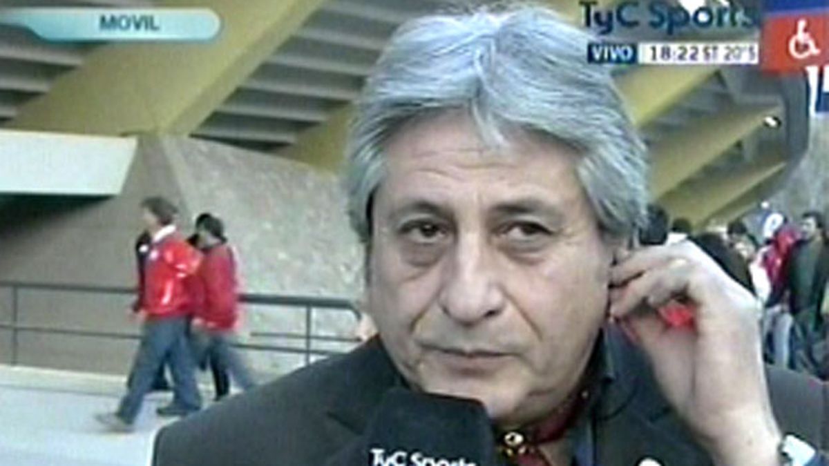 Mario Contreras: Nos sentamos a hablar por Gula Aguirre