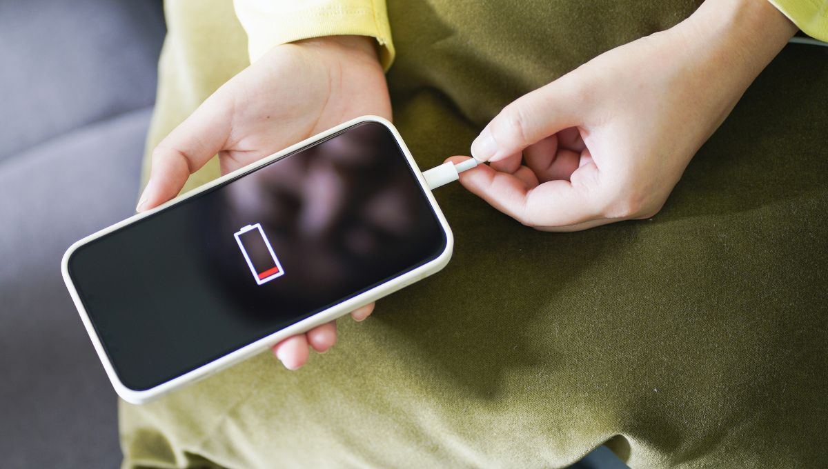 Por qué se calienta el cargador de mi celular y cómo puedo solucionarlo