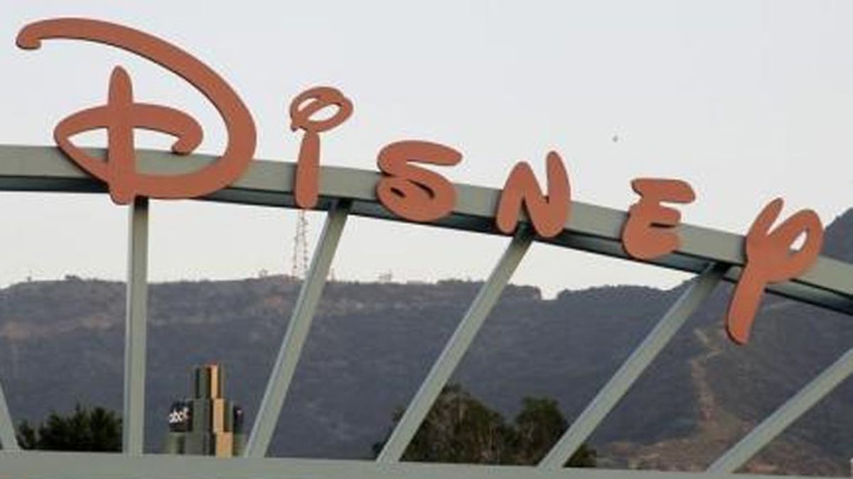 Disney negocia con Univision