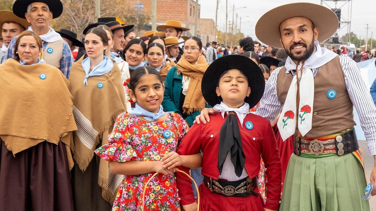 Maipú lanzó su calendario patrio con los festejos de su 165° aniversario