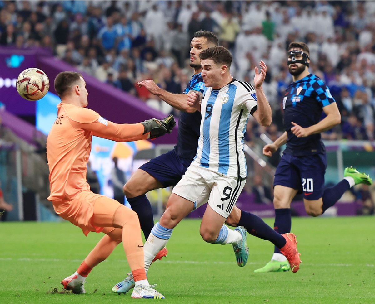 Julián Álvarez Y Un Golazo Histórico Para La Selección Argentina