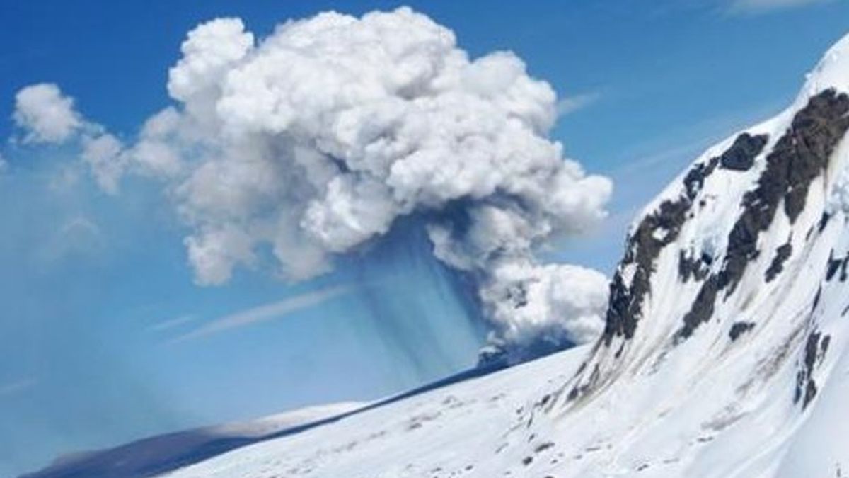 Santa Cruz comenzó a prepararse por si el volcán chileno Hudson entra ...