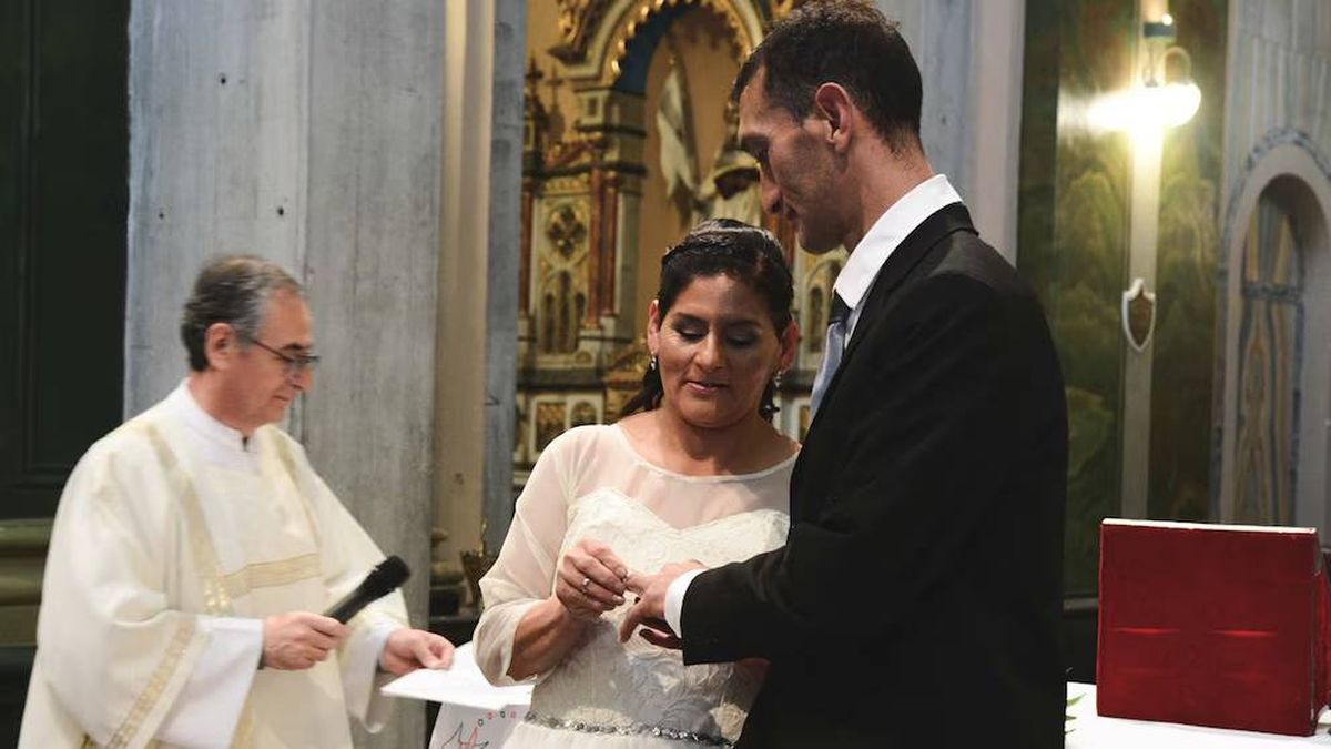 Reina y Daniel, la pareja que se conoció en situación de calle y se ...