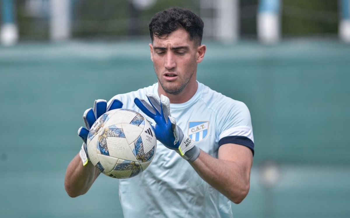 Tomás Marchiori tiene todo acordado con Vélez y el Lobo recibirá una ...