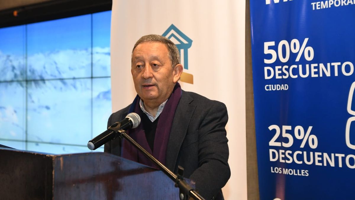 En la Legislatura, Celso Jaque promocionó los atractivos de Malargüe para las vacaciones