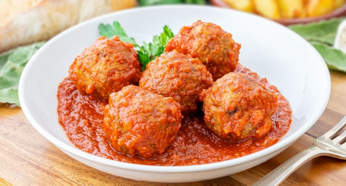 Cómo hacer Albóndigas con salsa: la receta con 9 ingredientes sabrosos ...