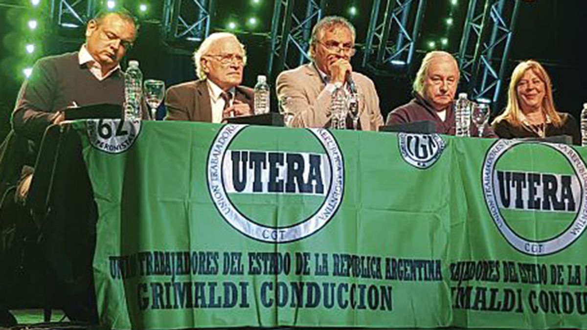 Estatales rompen con las 62 Organizaciones y se van con Alberto Fernández
