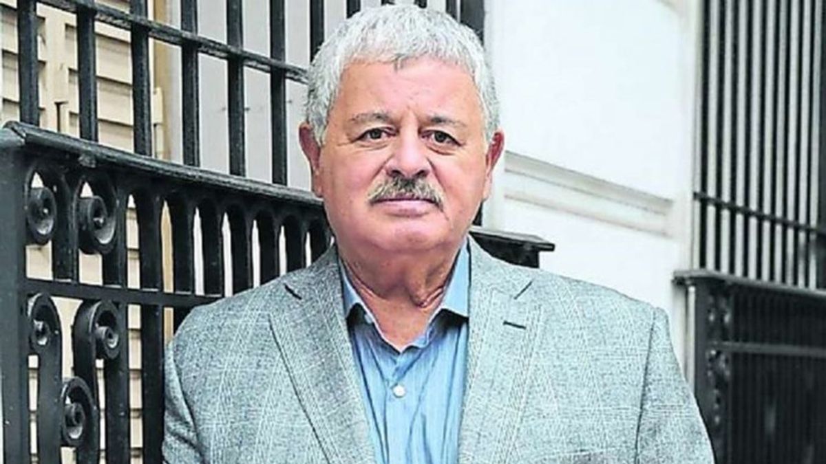 Tití Fernández, periodista, heladero y ahora...