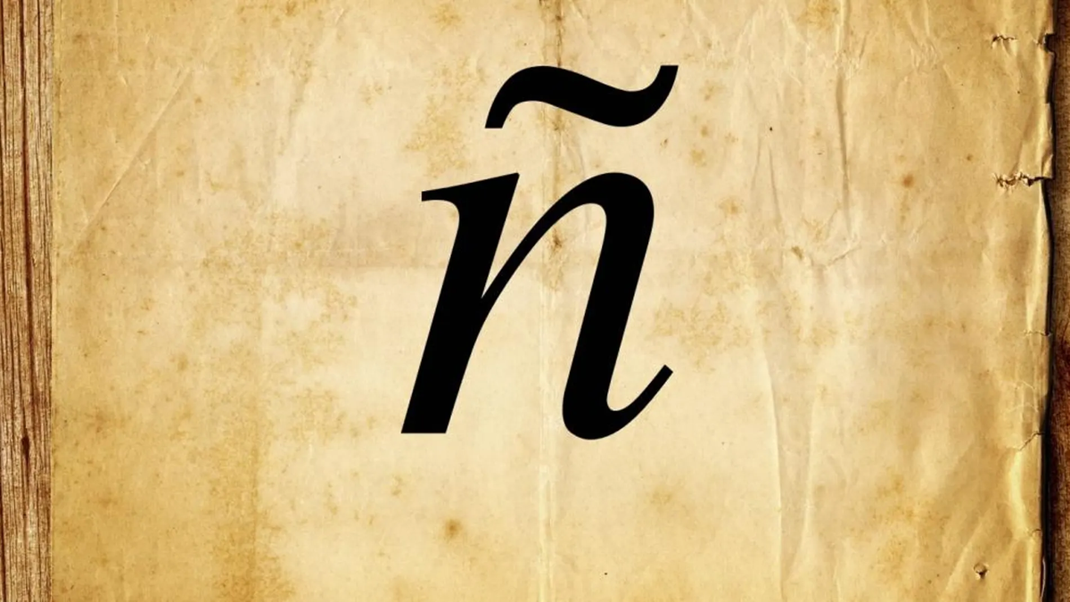 La RAE reveló cómo se llama el palito sobre la letra Ñ