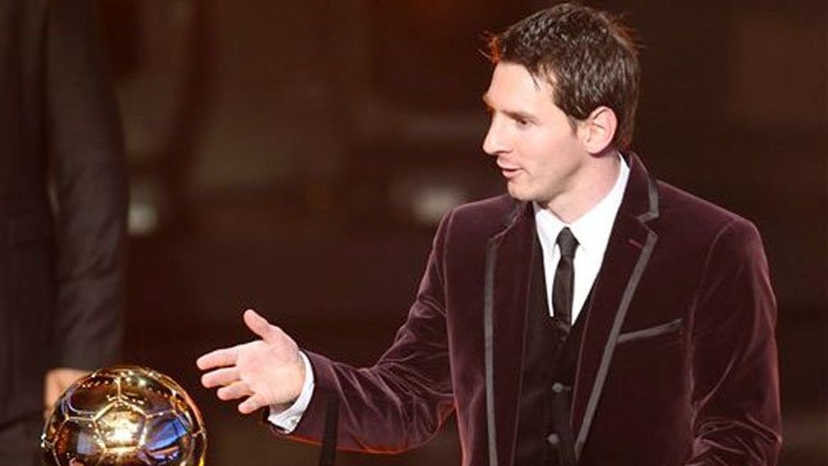 Messi no para de ganar: Leo recibió su tercer Balón de Oro consecutivo