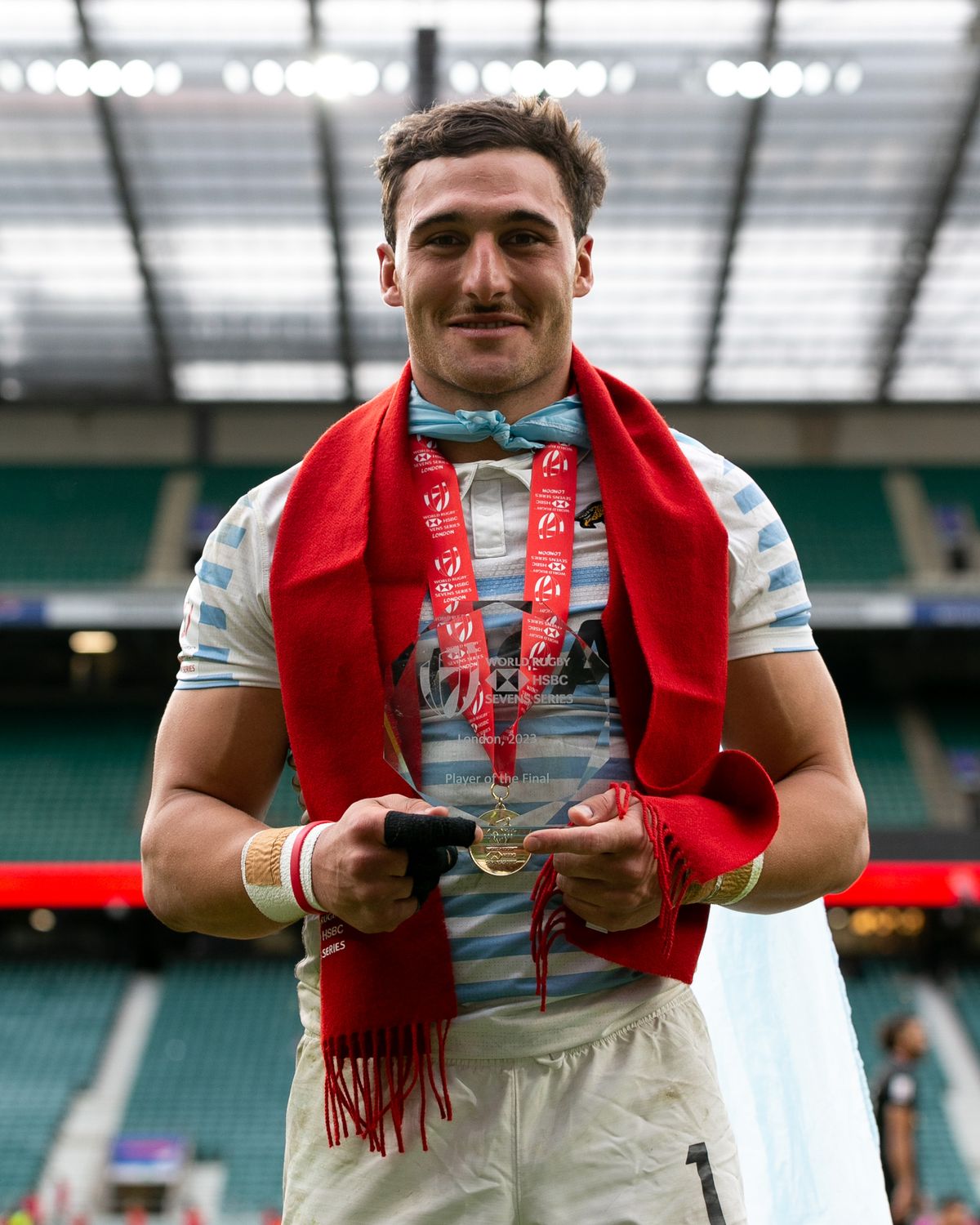 Rodrigo Isgró, entre los mejores del circuito mundial de seven