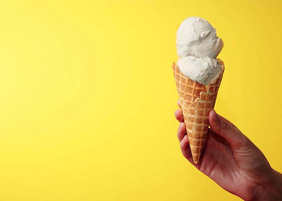 ¿Helado de crema o de agua? Este es el más saludable, según los expertos