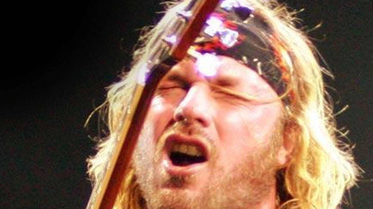 Viene el líder de la Renga