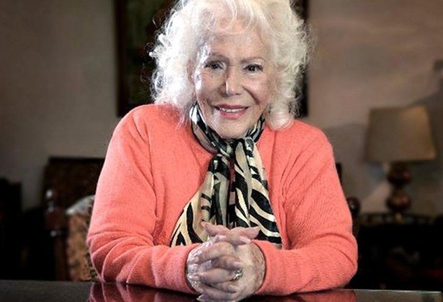 Murió la actriz y cantante Elena Lucena