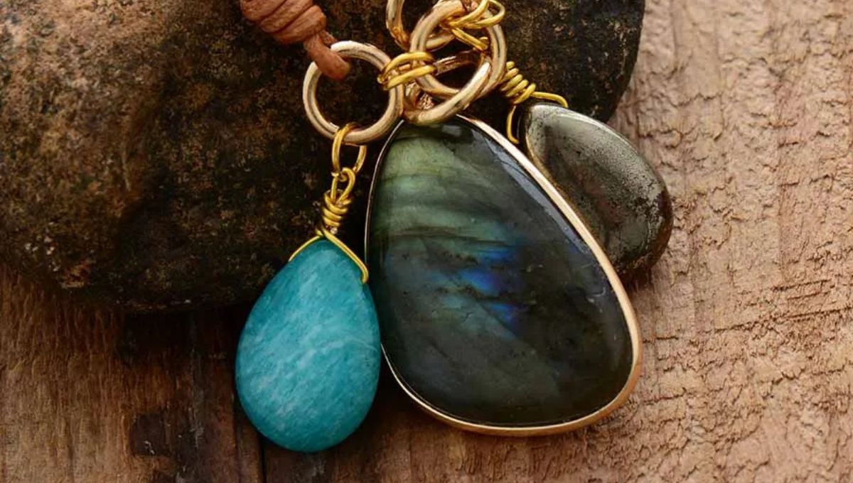 Qué significa llevar una piedra Labradorita según el Feng Shui