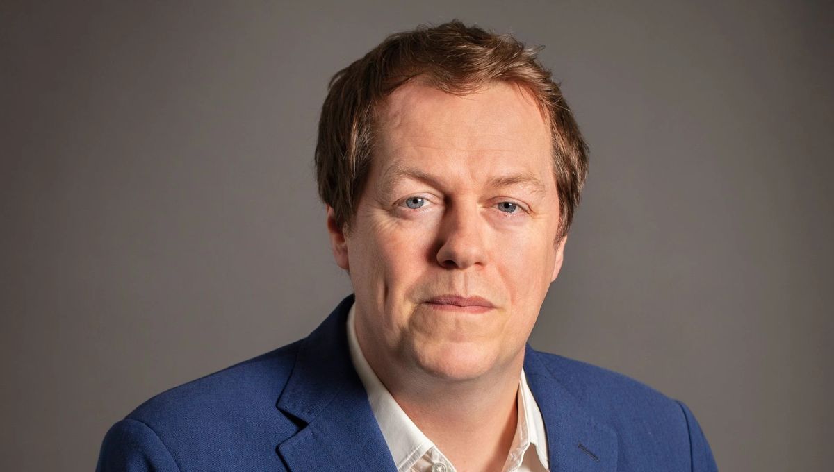 ¿A qué se dedica Tom Parker, el hijo de la reina Camilla Parker Bowles?