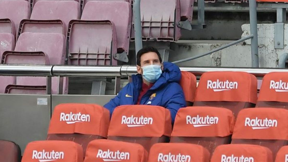 ¿Por qué Messi fue al banco?
