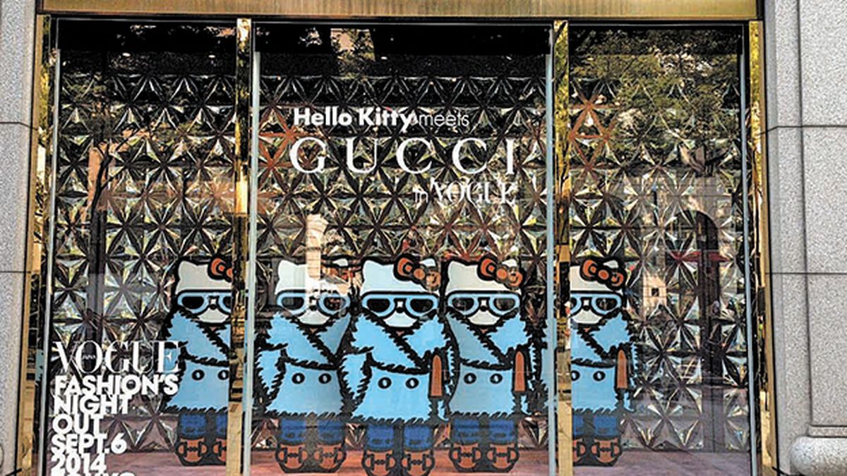 Gucci viste a Hello Kitty en sus 40 años