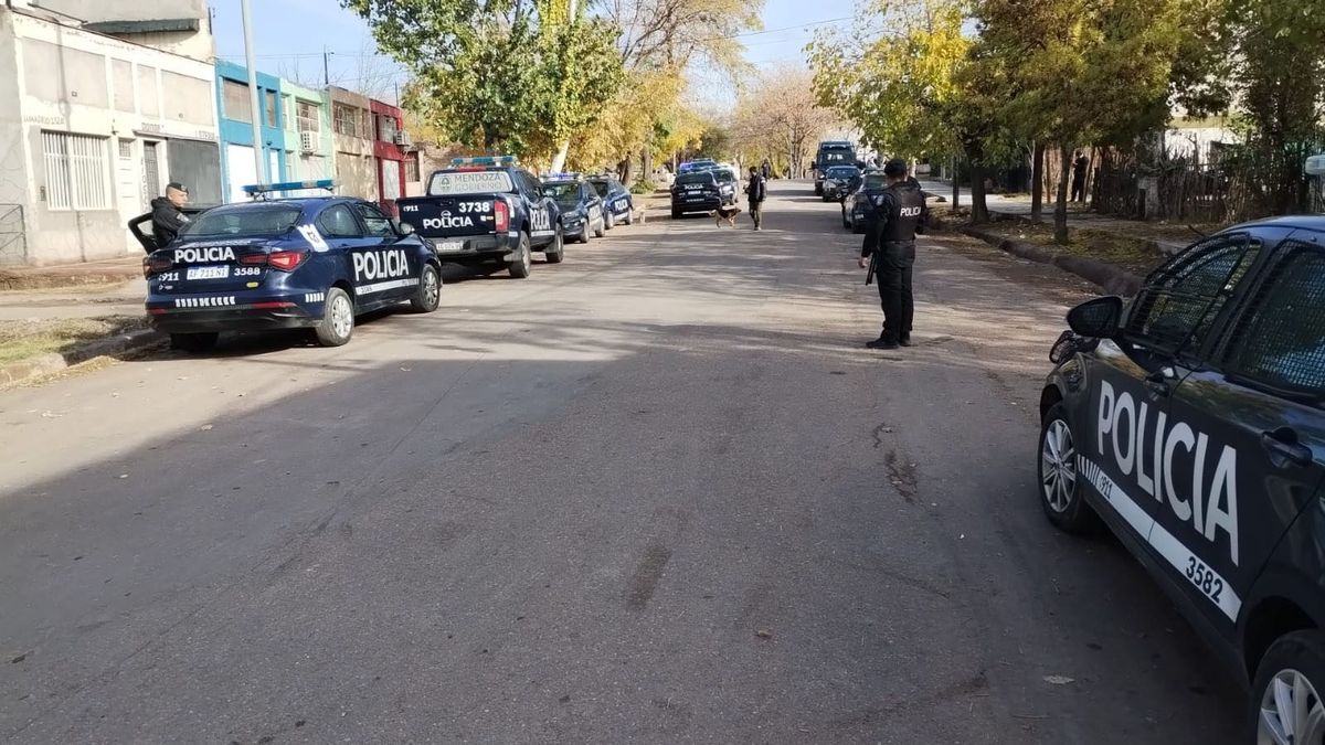 Una Persecución Policial A Los Tiros Por El Gran Mendoza Terminó Con