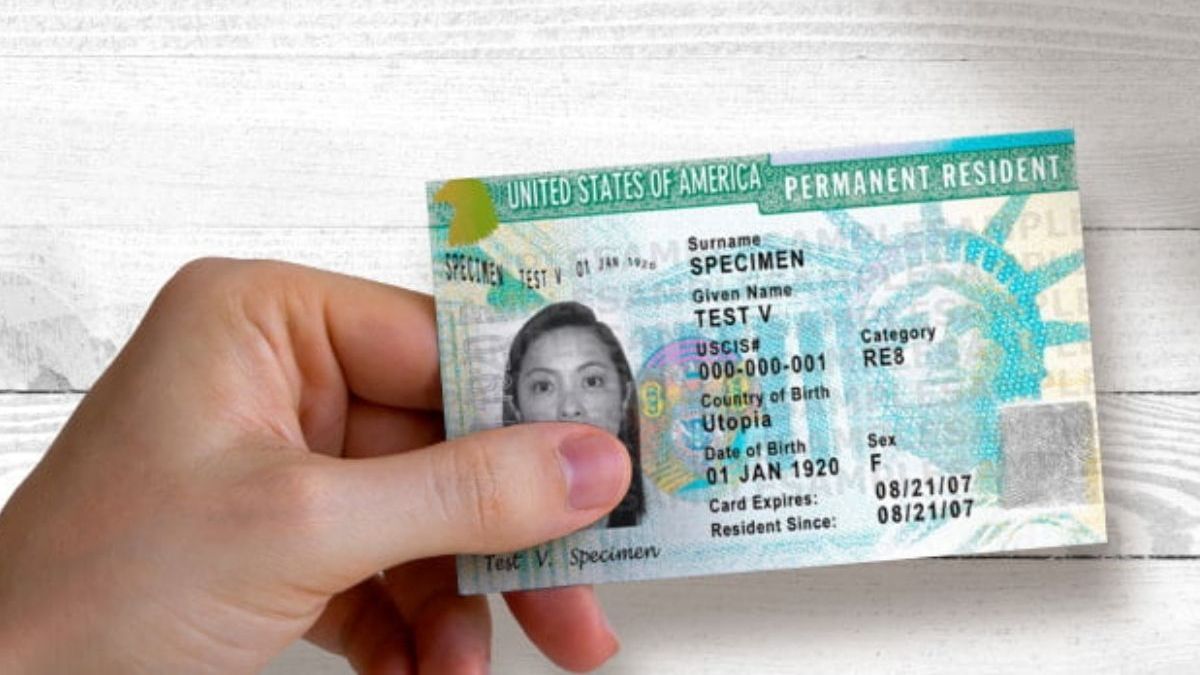 Green card: así debes tomarte la foto para no ser rechazado en la ...