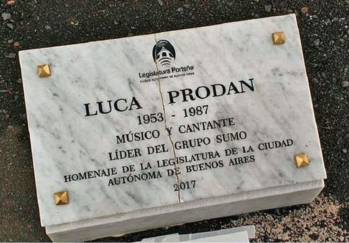 Luca Prodan: a 35 años de su partida, ¿de qué murió?