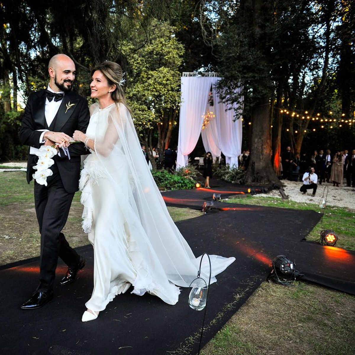 El look de Mora Calabrese para su boda con Abel Pintos