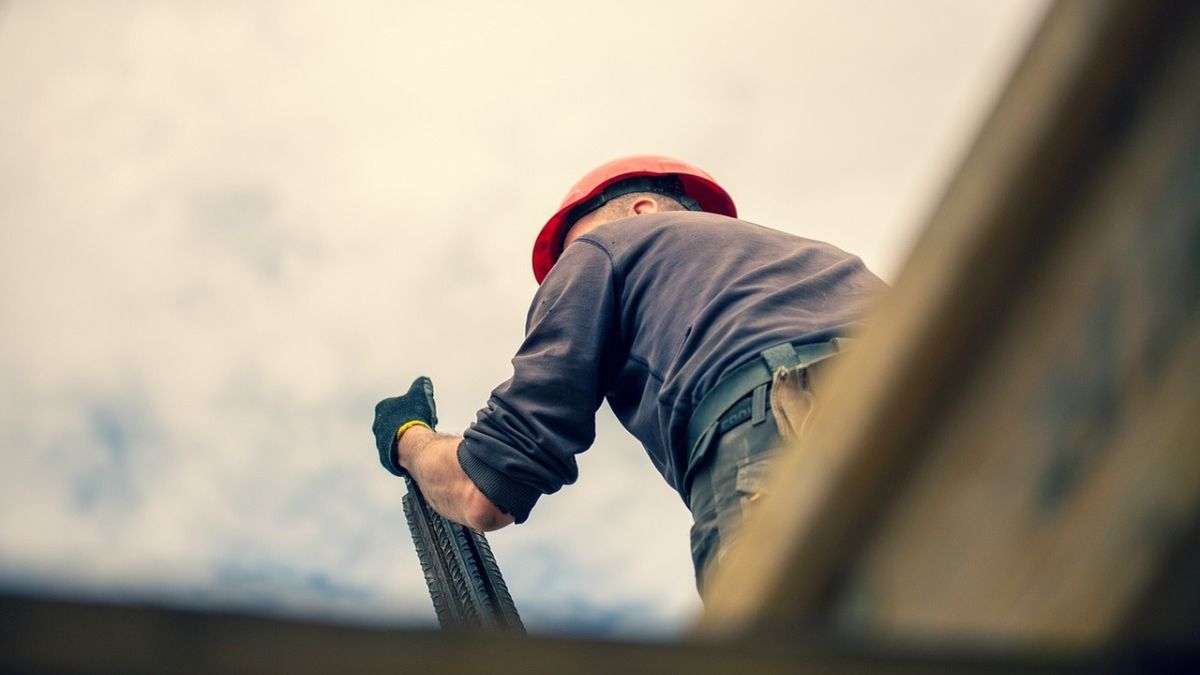 Un obrero perdió un pie al ser aplastado por una máquina para fabricar ...