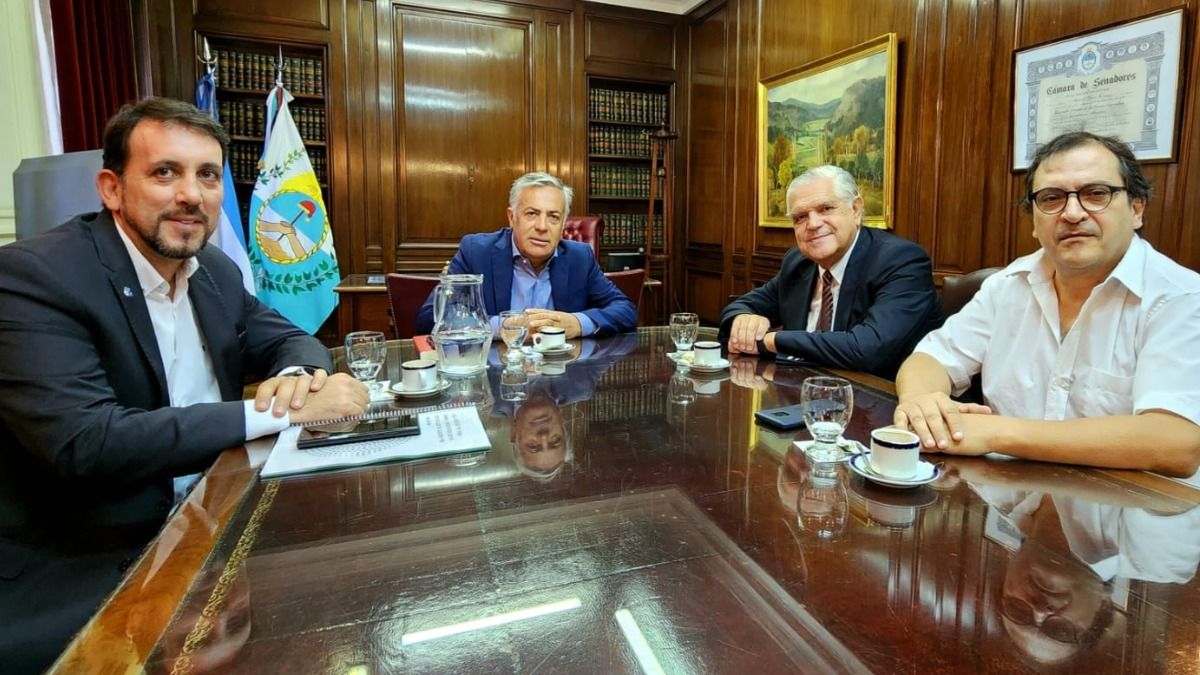 López Murphy apoyó la precandidatura a gobernador de Alfredo Cornejo