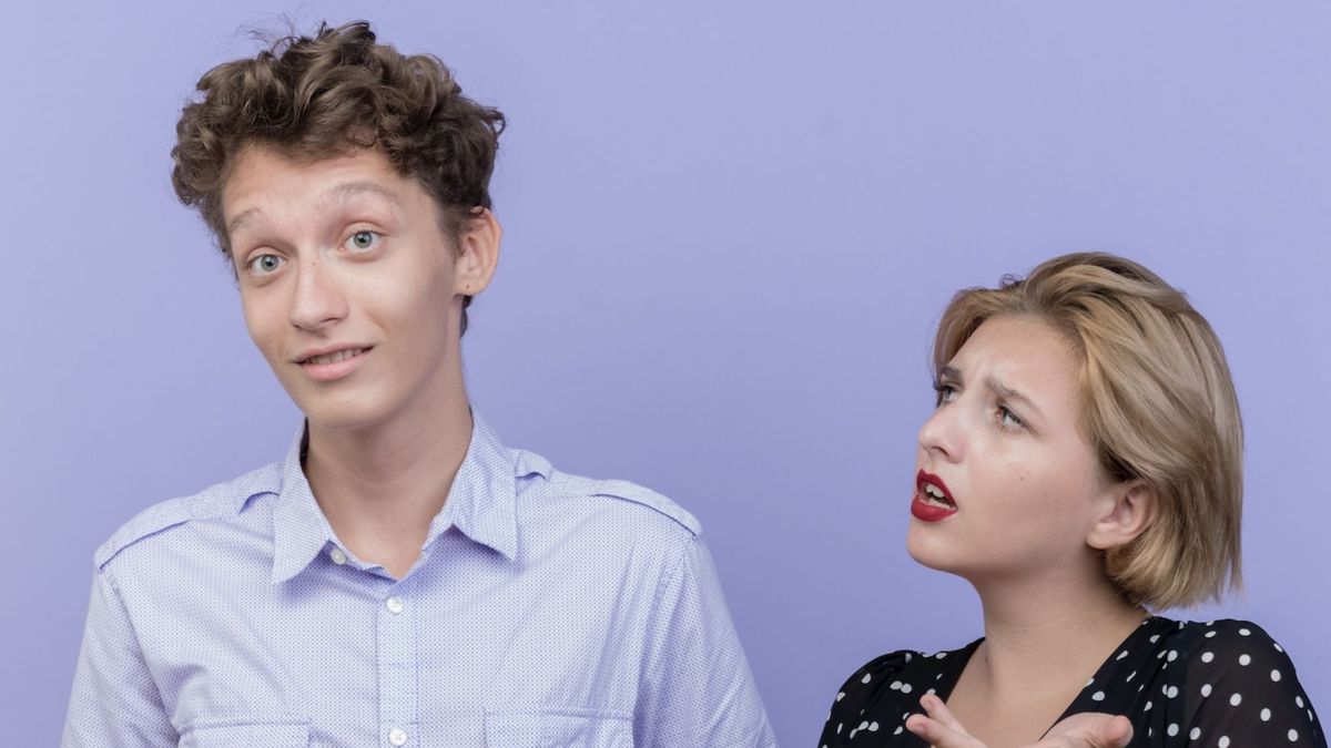 Qué significa que una persona hable mucho y sin parar, según la psicología