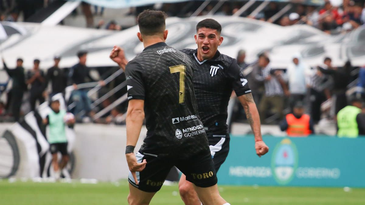 Mario Galeano y una linda definición para el empate de Gimnasia y Esgrima