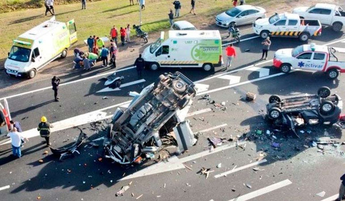 Accidente Trágico En Panamericana Un Auto Quedó Arriba De Otro