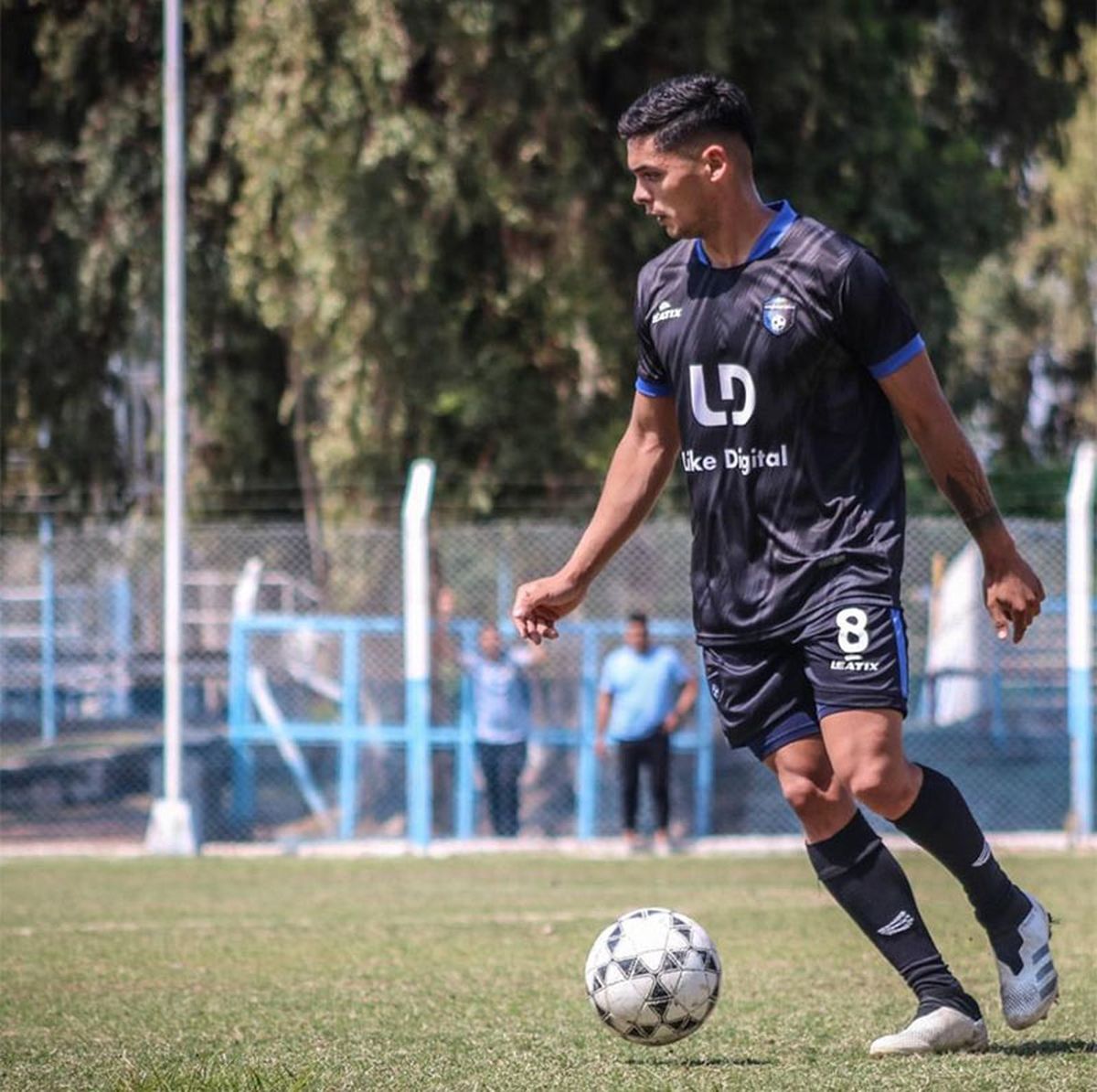 Adrián Morales, de la escuela Eficaz a la segunda división de Andorra