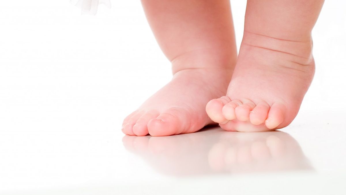 Cuando los pies apuntan adentro