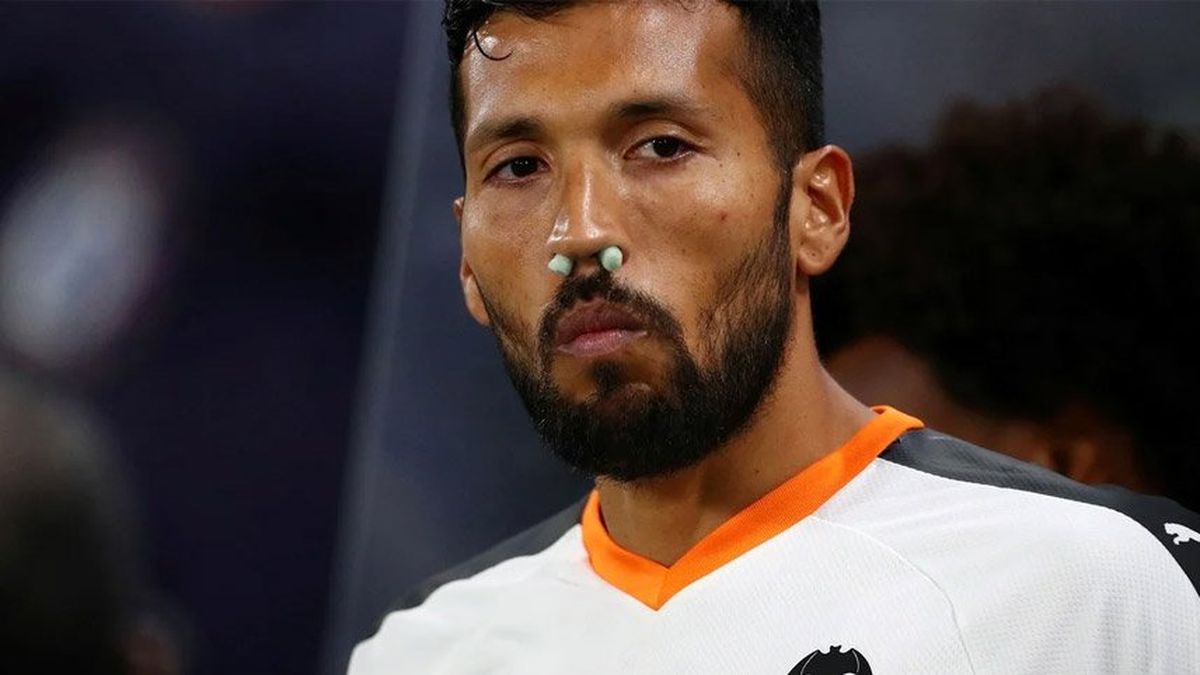 Ezequiel Garay se recontra enojó con el Valencia
