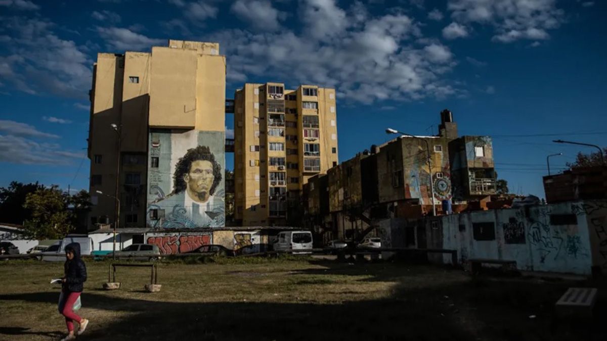 Fuerte Apache: un delincuente murió tras tirotearse con policías luego ...