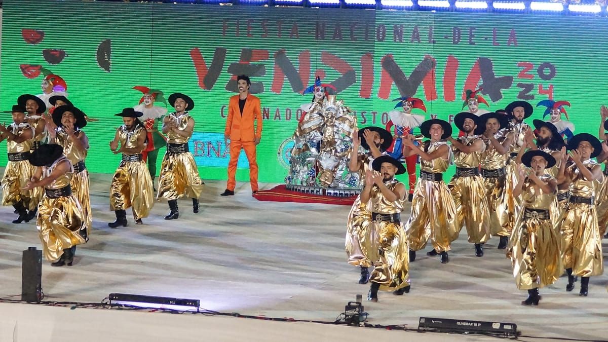 La Fiesta Nacional de la Vendimia 2024 encontró su identidad en un polémico objeto: la corona