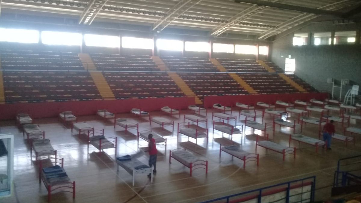 Coronavirus: acondicionan el estadio Polimeni para atender pacientes