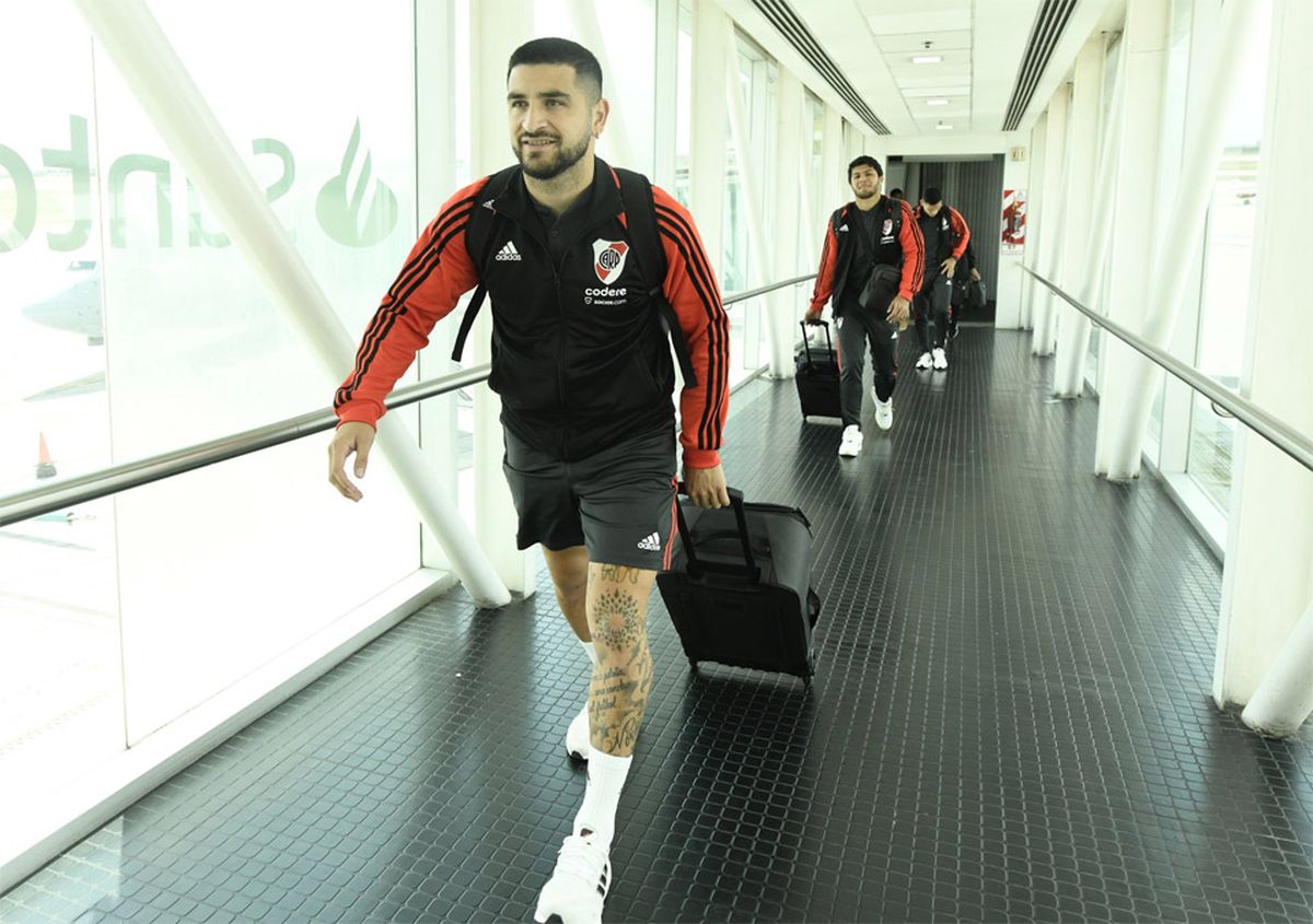 River llegó a Mendoza para jugar con el Betis, en la despedida de ...