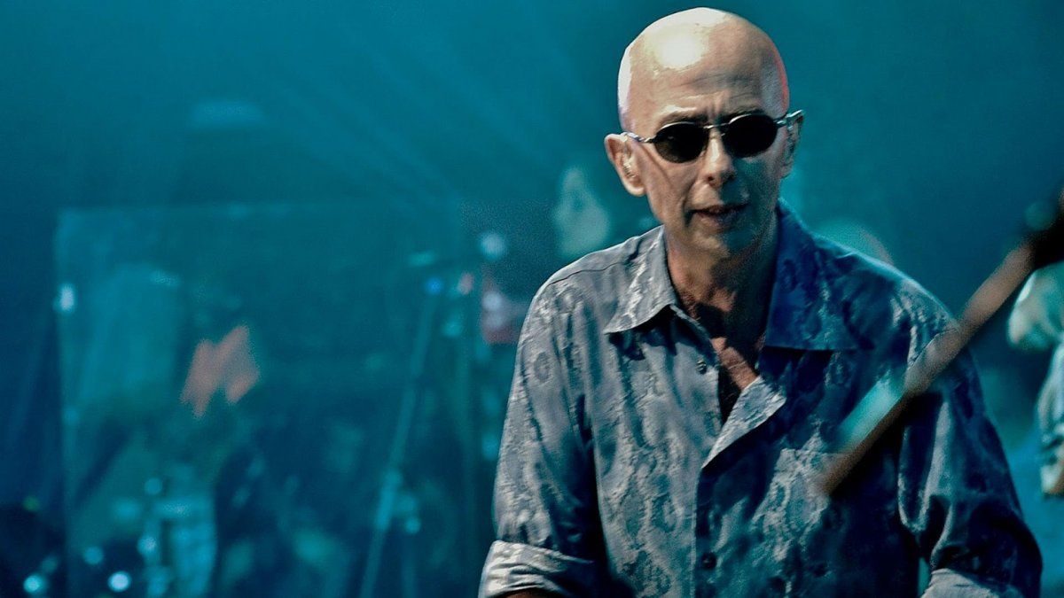 El Indio Solari presentó dos nuevas canciones de su próximo disco