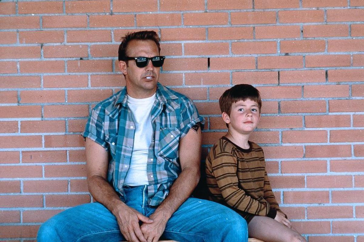 Un mundo perfecto cumple 30 años y así luce el niño protagonista